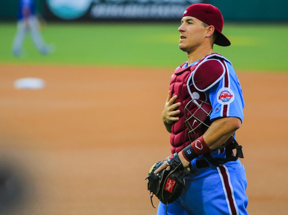 J.T. Realmuto wins 2019 NL Gold Glove Award – MATT VEASEY